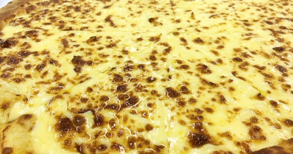 Domino’s Pizza Japan creates abomination out of 2.2 pounds of cheese ...