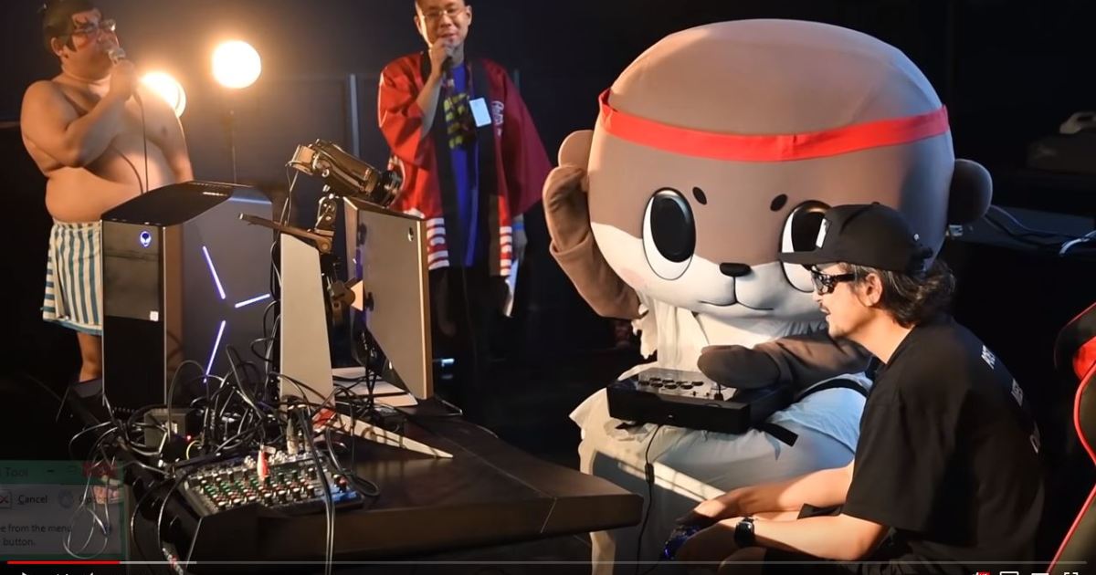 Otter mascot character Shinjo-kun kicks butt at Street Fighter ...
