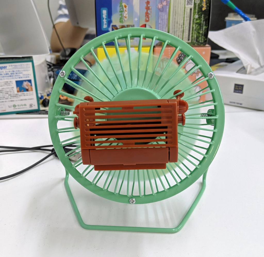 Japan’s semi-functional air conditioner capsule toys promise to help us ...