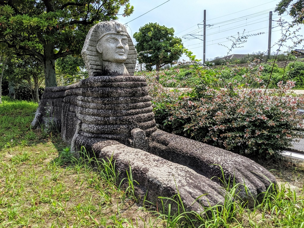 Japan’s Roofless Museum holds many man-made marvels from the Sphinx to ...