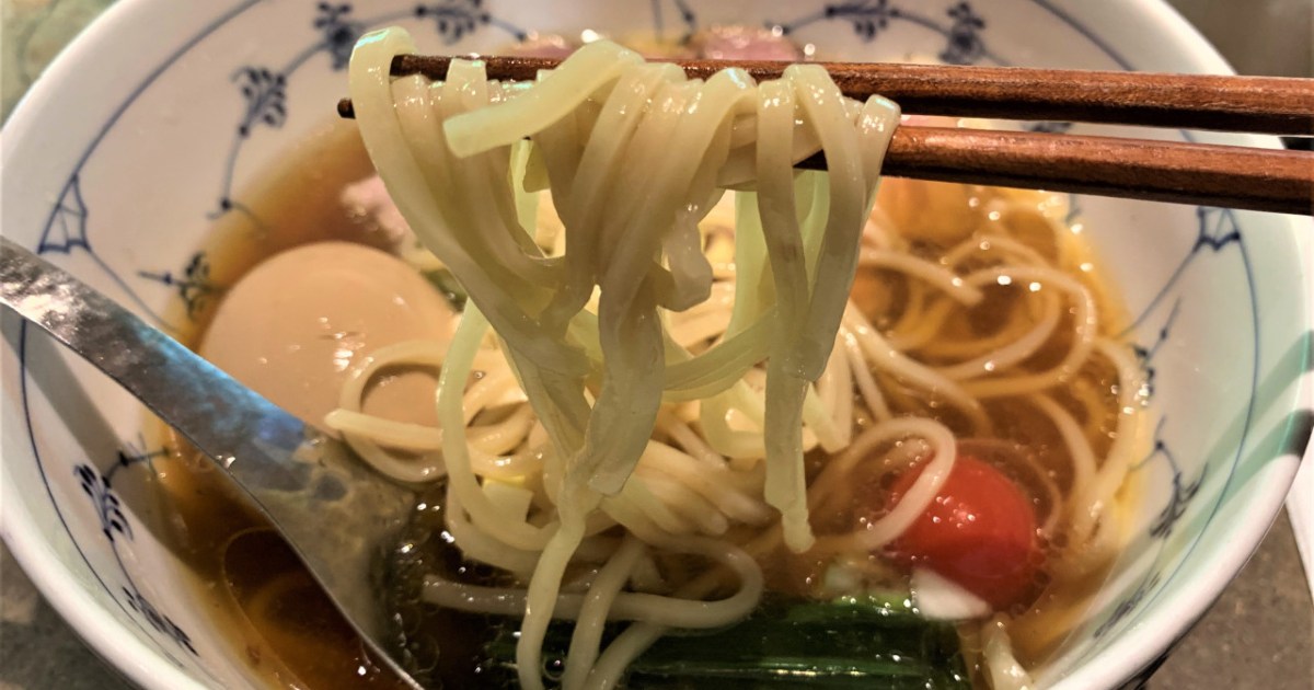No name ramen restaurant Japan noodles Kyoto Japanese taste test food ...