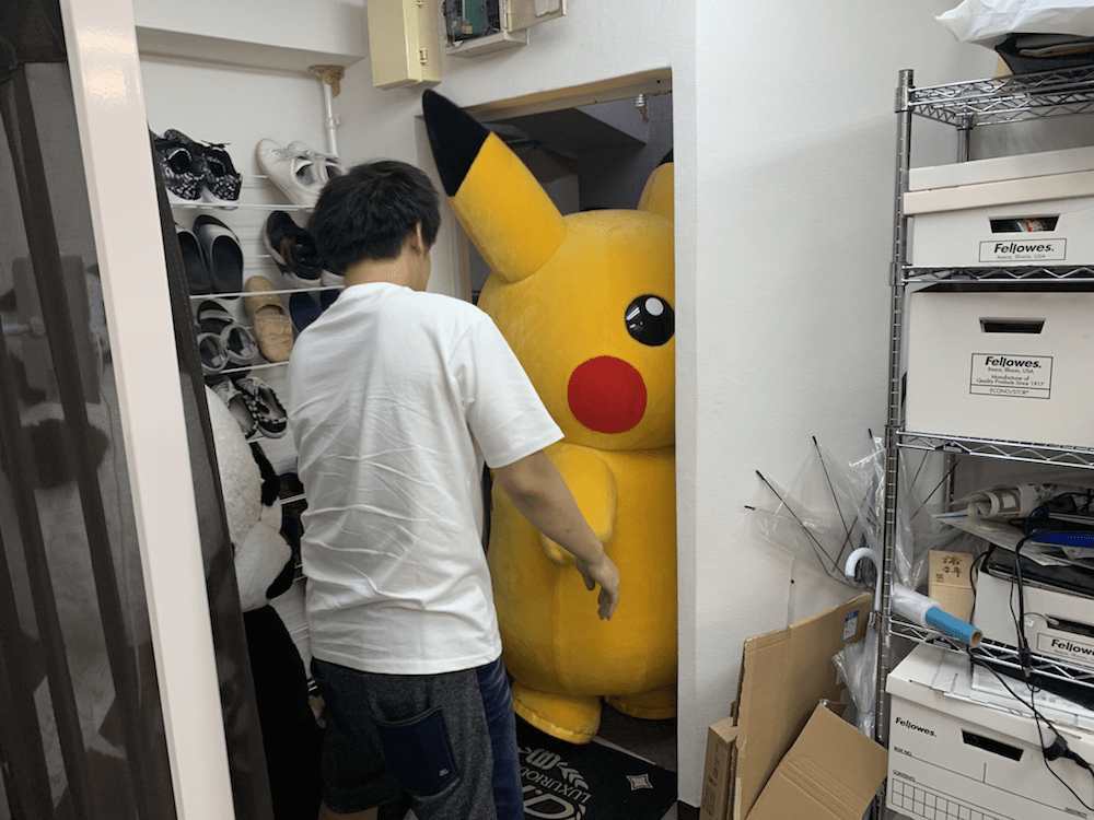 Pikachu himself visits SoraNews24’s Tokyo office for the best workday ...