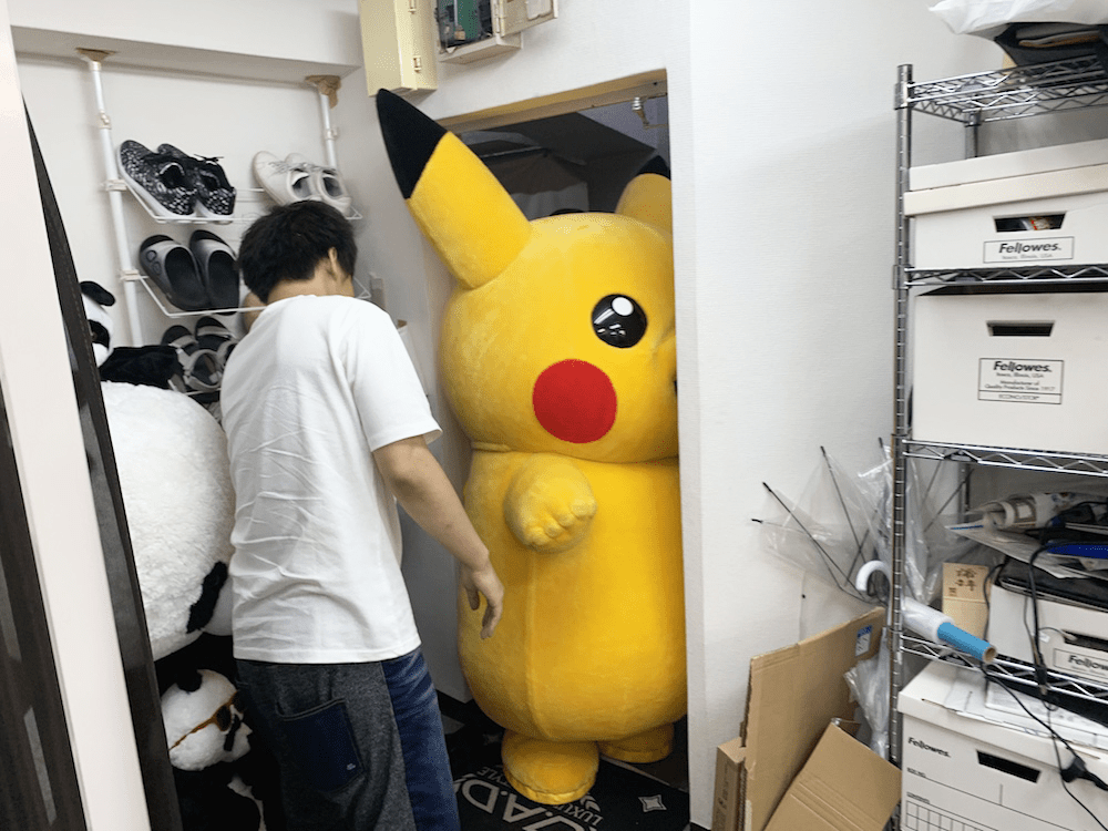 Pikachu himself visits SoraNews24’s Tokyo office for the best workday ...