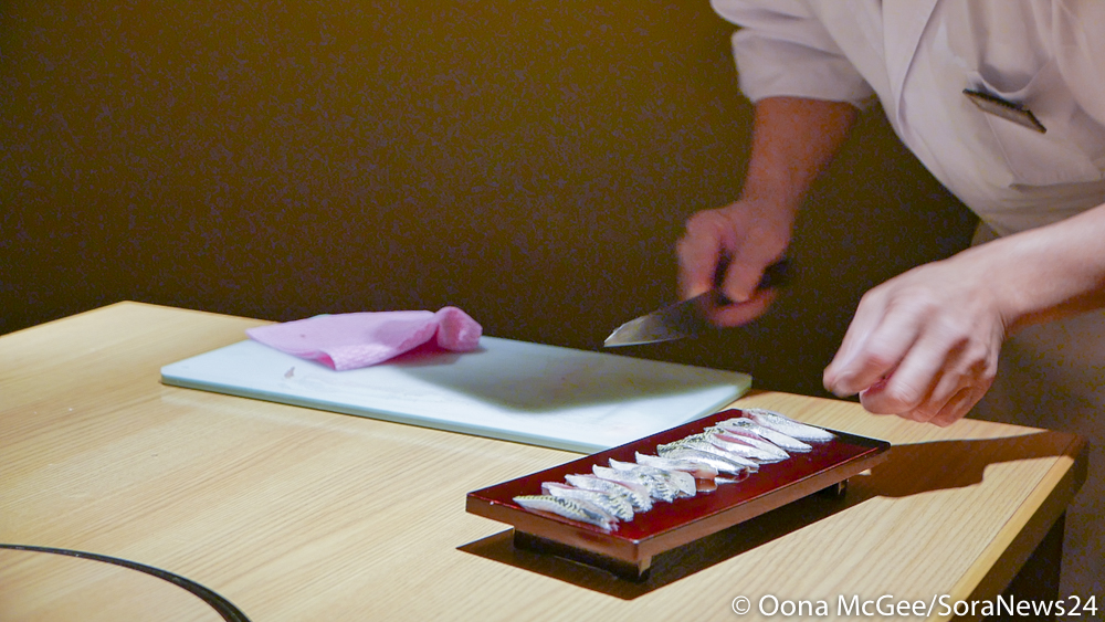 Learn how to make sushi with a professional Japanese sushi chef in ...