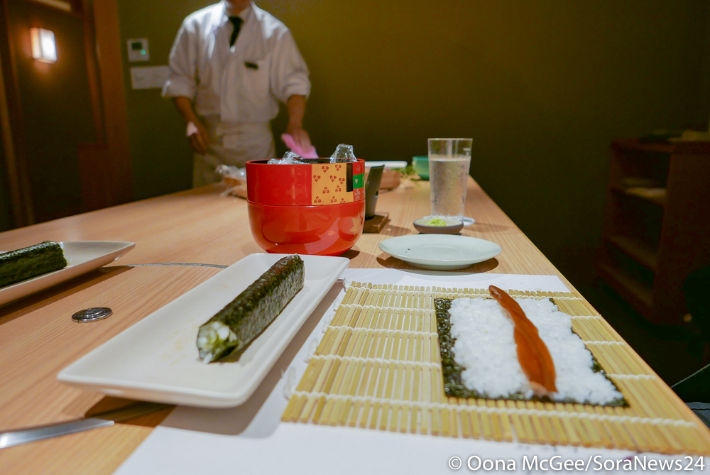 Learn how to make sushi with a professional Japanese sushi chef in ...