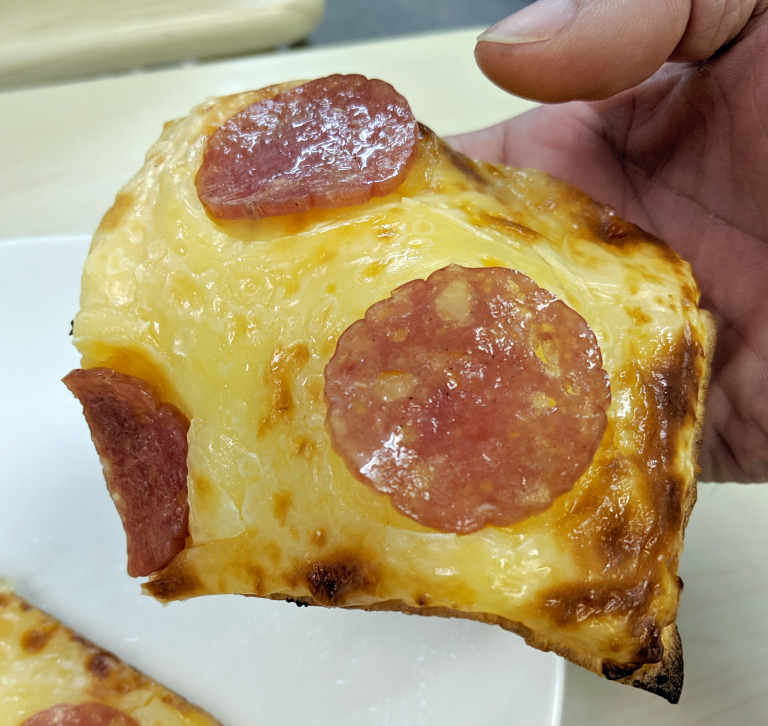 We don’t know if Japan’s Pizza-Tara is really pizza, but it’s really ...