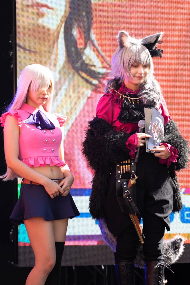 Japan’s number one cosplayer Enako wows crowds at Halloween event in ...
