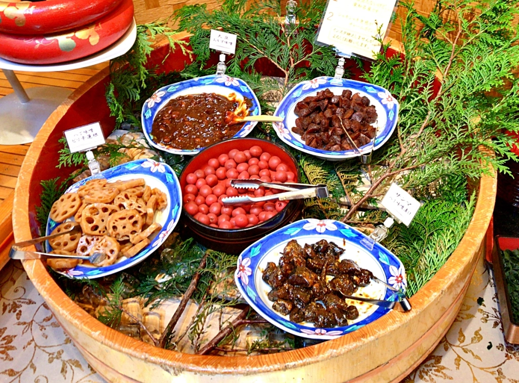 This just might be the best affordable hotel breakfast buffet in all of ...