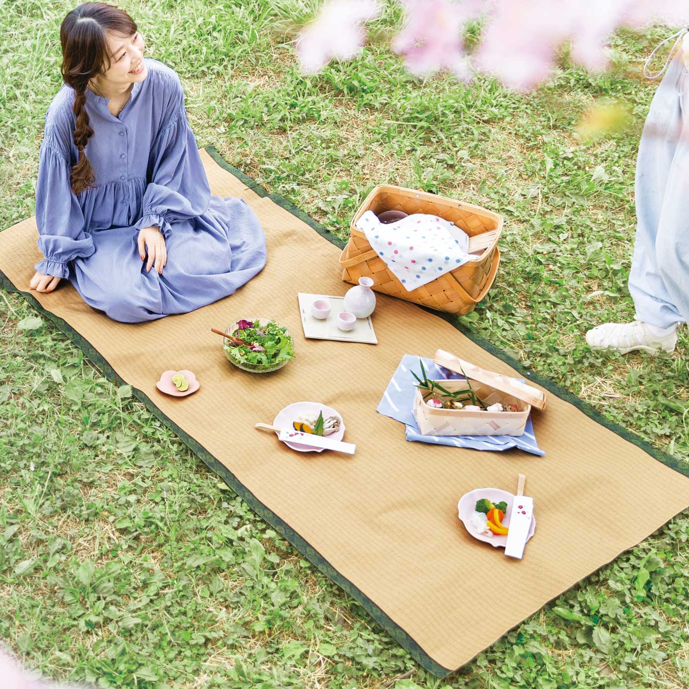 Sakura Japan tatami sheet cherry blossoms hanami picnic Felissimo ...