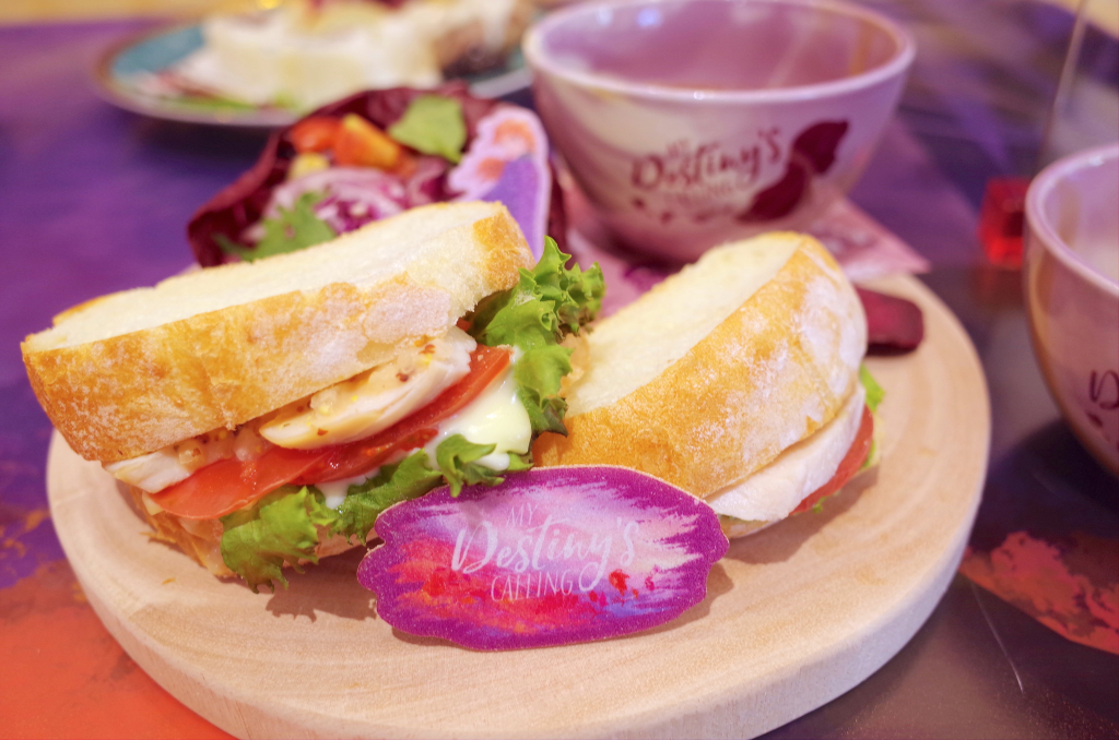 We visited Tokyo’s Frozen II collab cafe and may have enjoyed it more ...