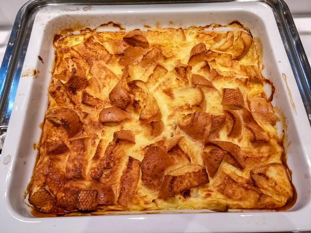 We visit the new all-you-can-eat KFC buffet restaurant in Tokyo ...