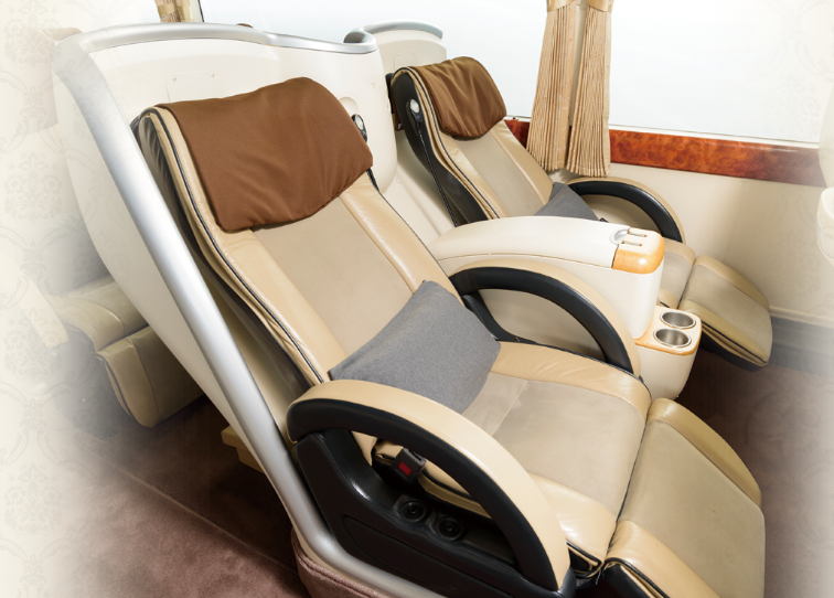 Ultra-luxurious breakfast bus will give Tokyo commuters a break from ...