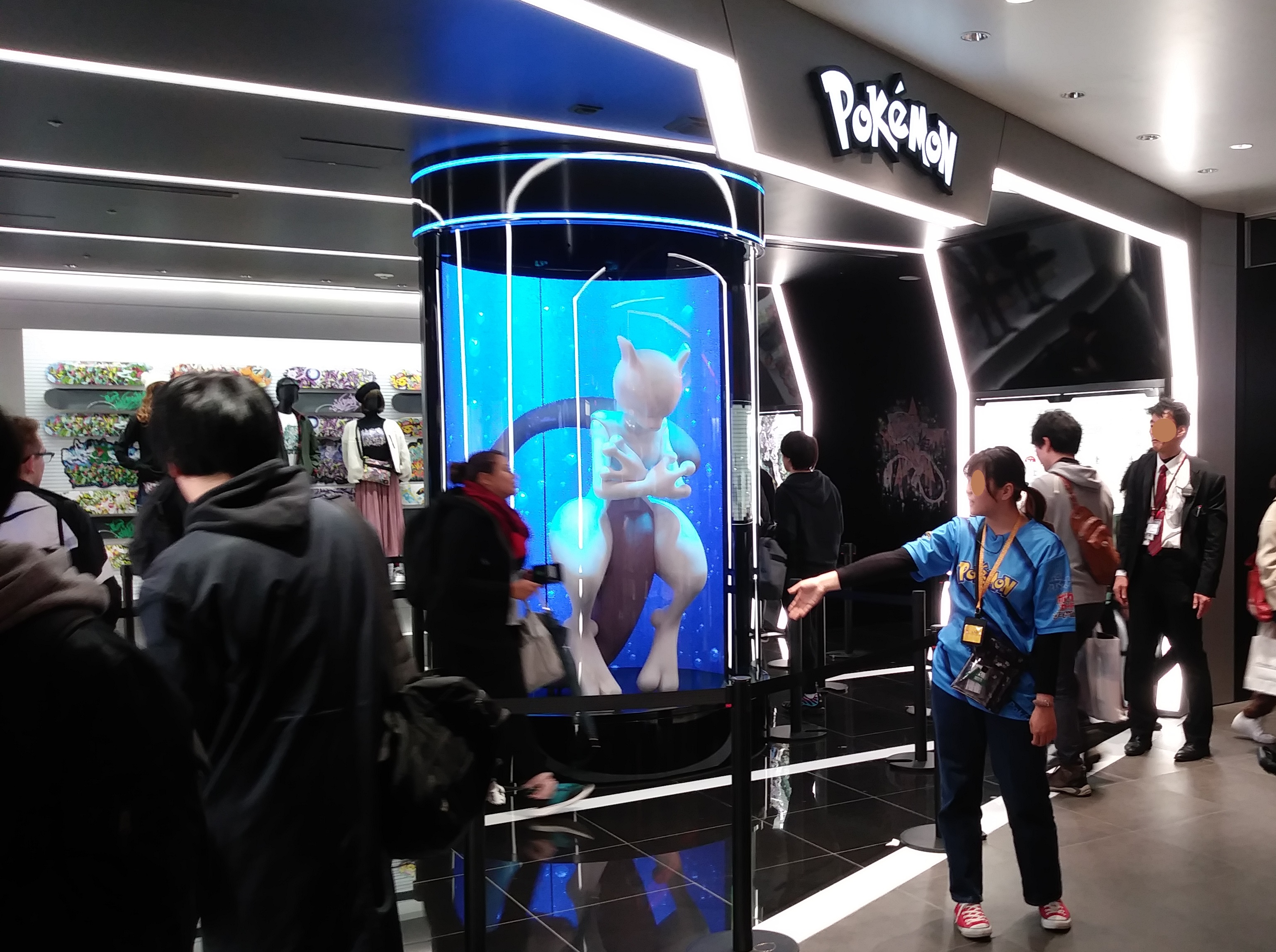 Life-size Mewtwo, graffiti Pikachu welcome us to the newest Pokémon ...