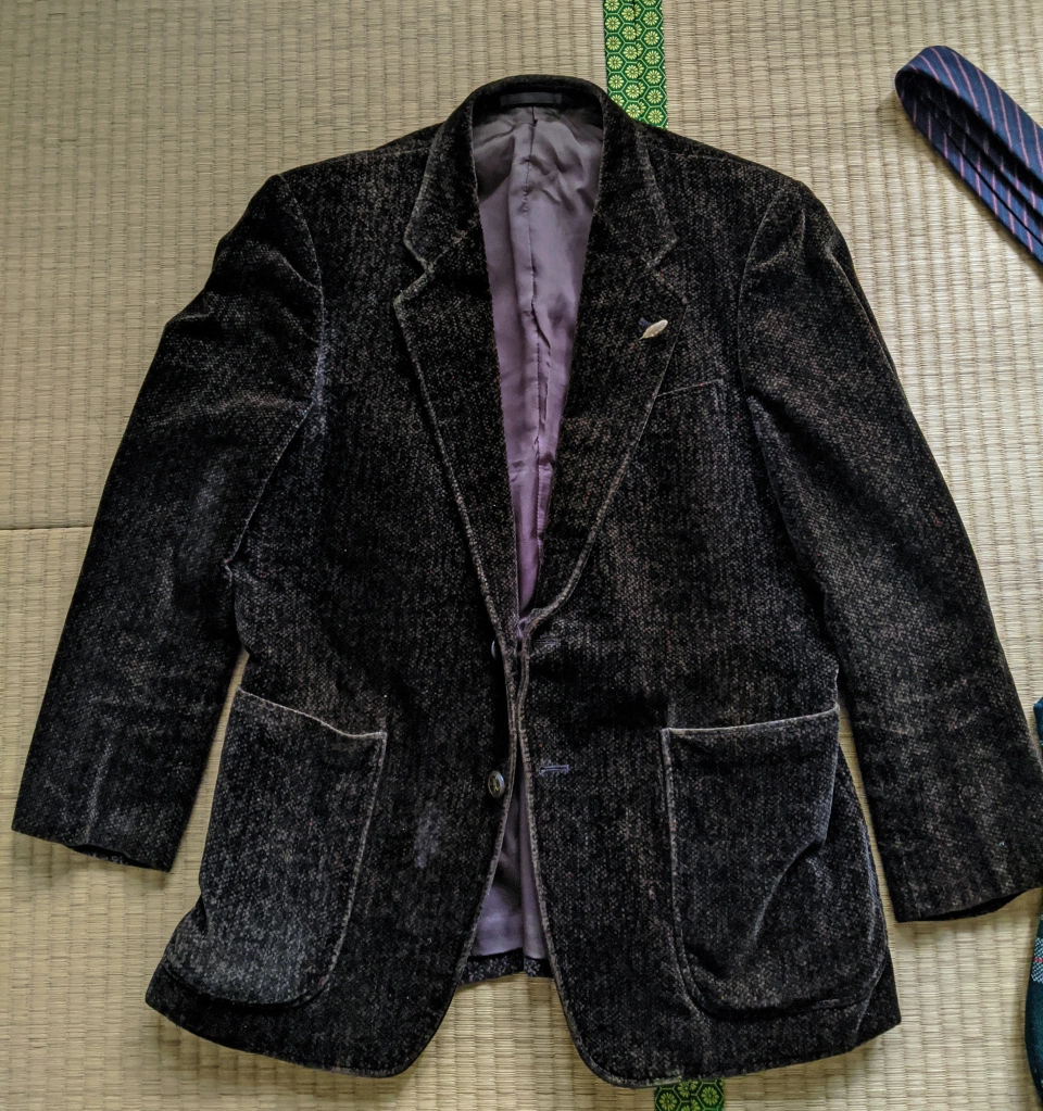 Mr. Sato rocks a 40-year-old vintage Japanese outfit with a heart ...