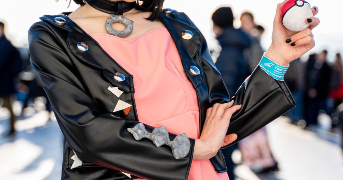 Japan cosplay Winter Comiket Japanese cosplayers costumes anime manga ...