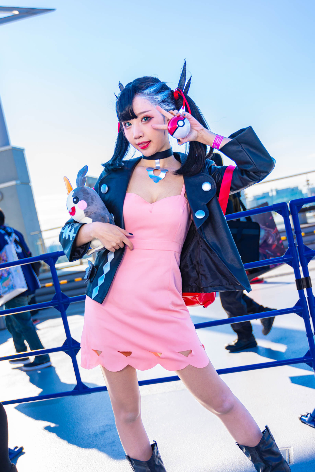 The best Japanese cosplayers from Day 2 of Winter Comiket 2019【Photos ...