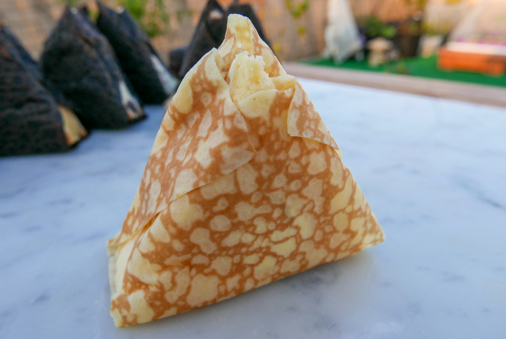 Japan now has sweet onigiri cakes and they’re absolutely delicious ...