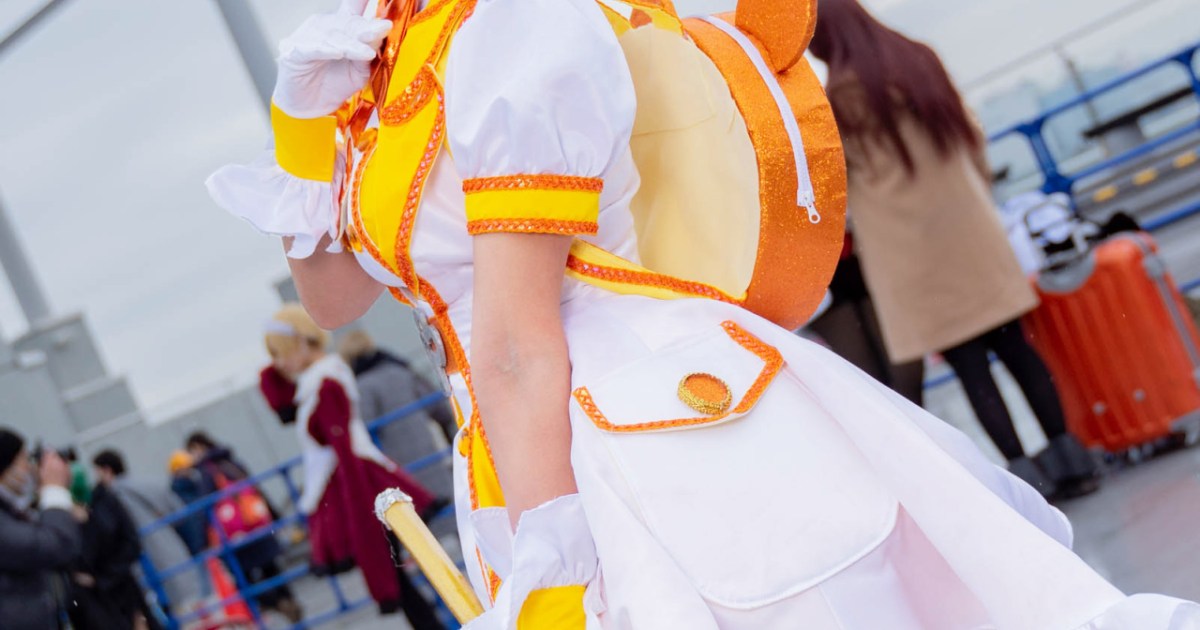 Japan cosplay Winter Comiket Japanese cosplayers costumes anime manga ...