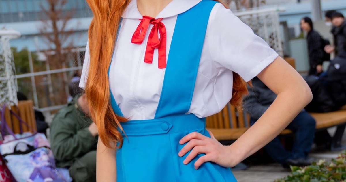 Japan cosplay Winter Comiket Japanese cosplayers costumes anime manga ...