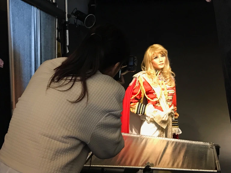 Tokyo’s amazing Takarazuka-style photo studio can transform you into a ...