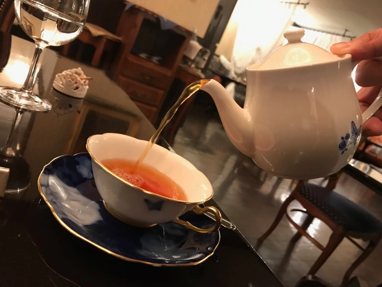 Our ladylike, solo visit to the handsome butler cafe of Tokyo’s ...