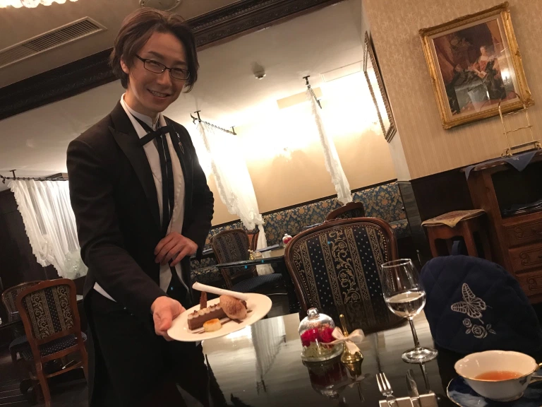 Our ladylike, solo visit to the handsome butler cafe of Tokyo’s ...