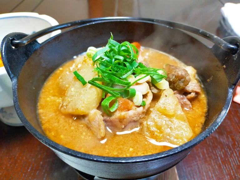 Eat like a treacherous samurai! Kyoto restaurant recreates a real-life ...