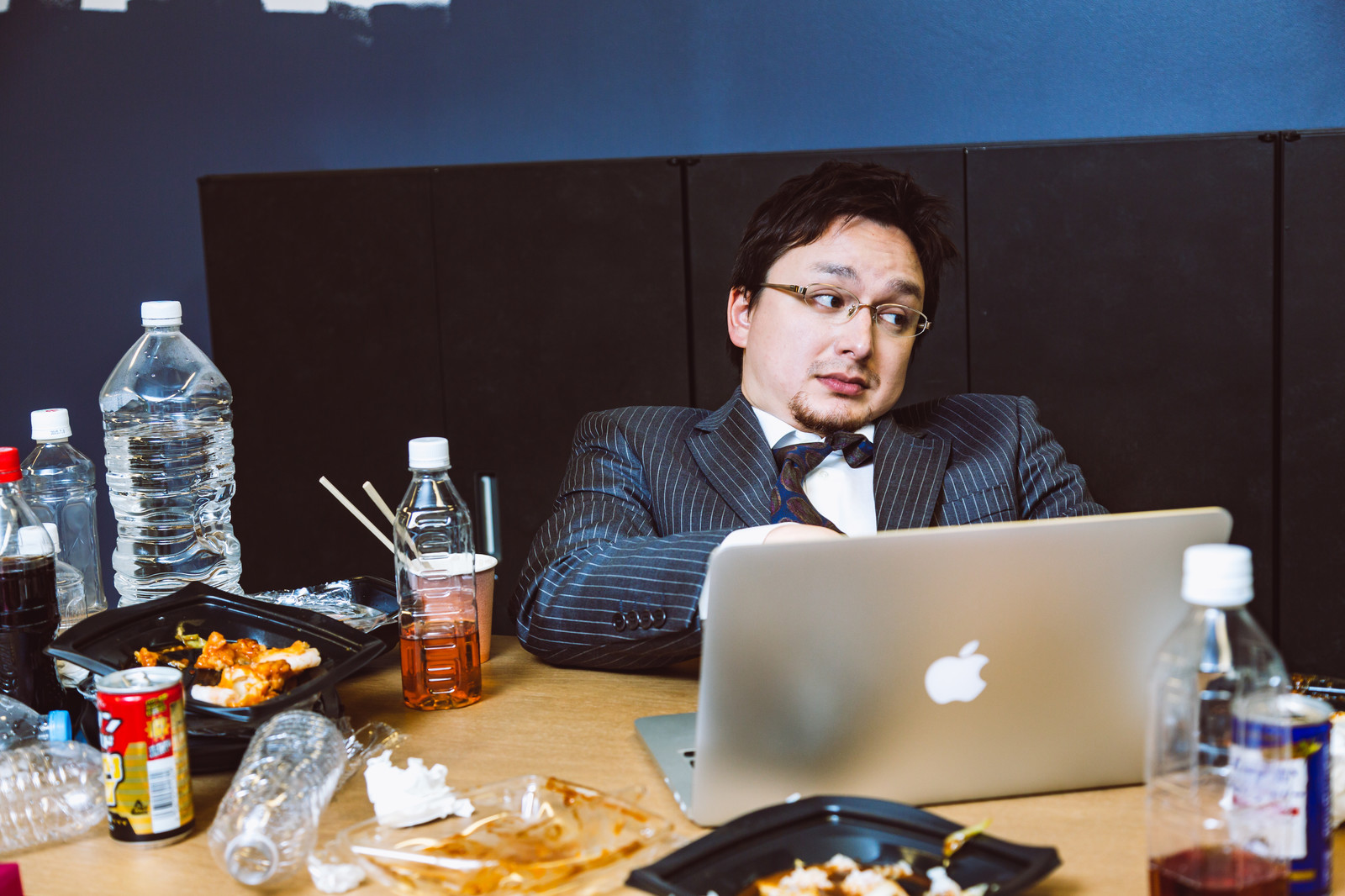 Wage hell — Japanese office worker reveals soul-crushing past paycheck ...