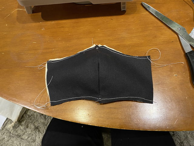 100-yen store Daiso teaches us how to make our own cloth face masks ...