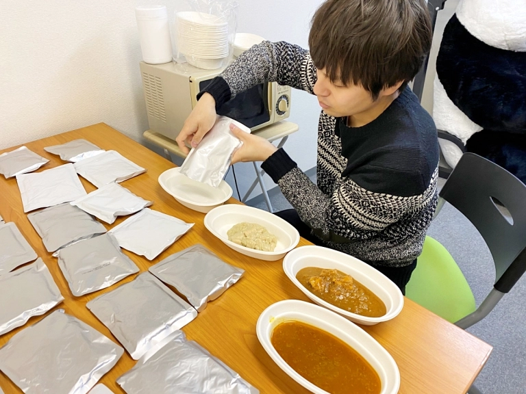 Here’s what happens when you mix 75 types of Japanese instant curry ...