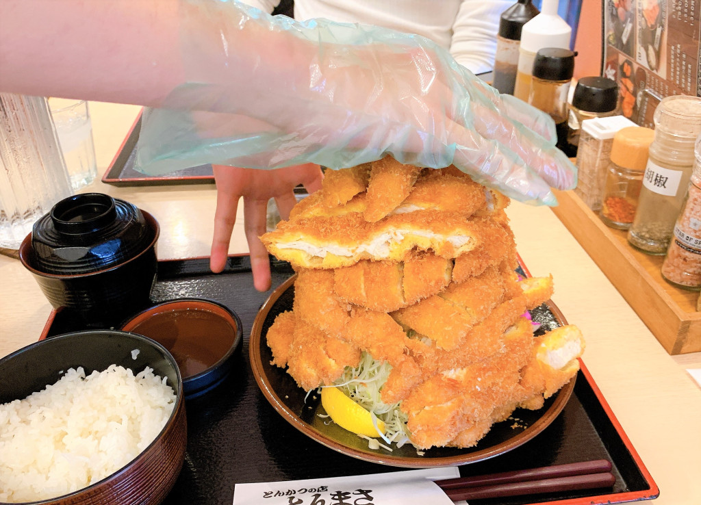 Eat a mountain of chicken katsu at this restaurant in Nara【Photos ...
