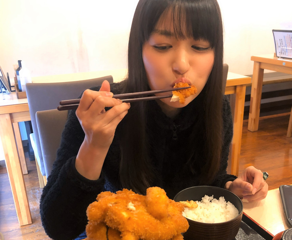 Eat a mountain of chicken katsu at this restaurant in Nara【Photos ...