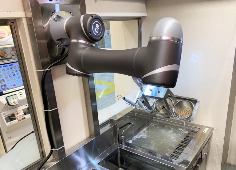 Robot noodle chef starts working in Tokyo train station, serves up ...