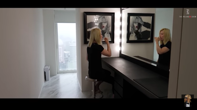 Get ready with Roland, the top-earning host in Japan【Video ...