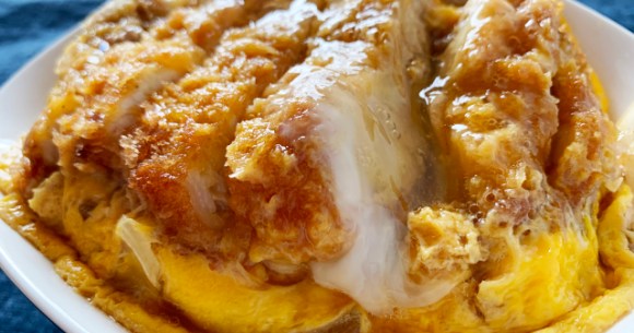 Katsudon recipe Japanese food tonkatsu rice bowl Fuji Soba restaurant ...