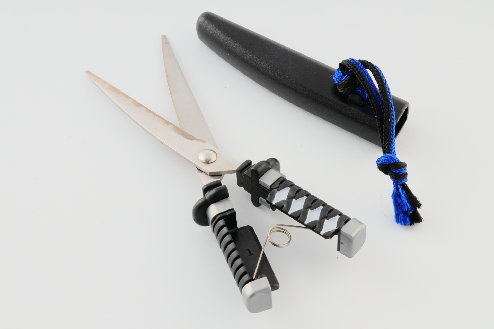 Mini samurai sword scissors are here to help you slice paper and ...
