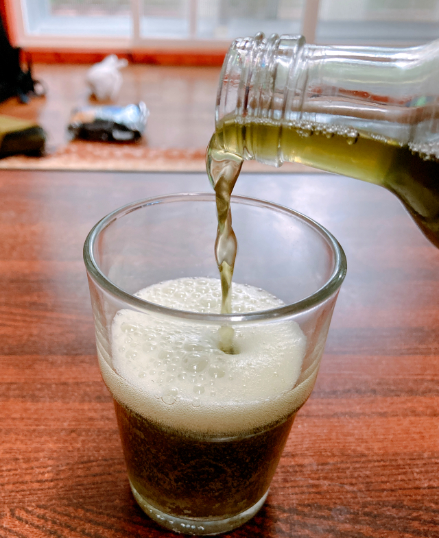 Mr Sato drinks stinky Pond Water Cider from Japan | SoraNews24 -Japan News-