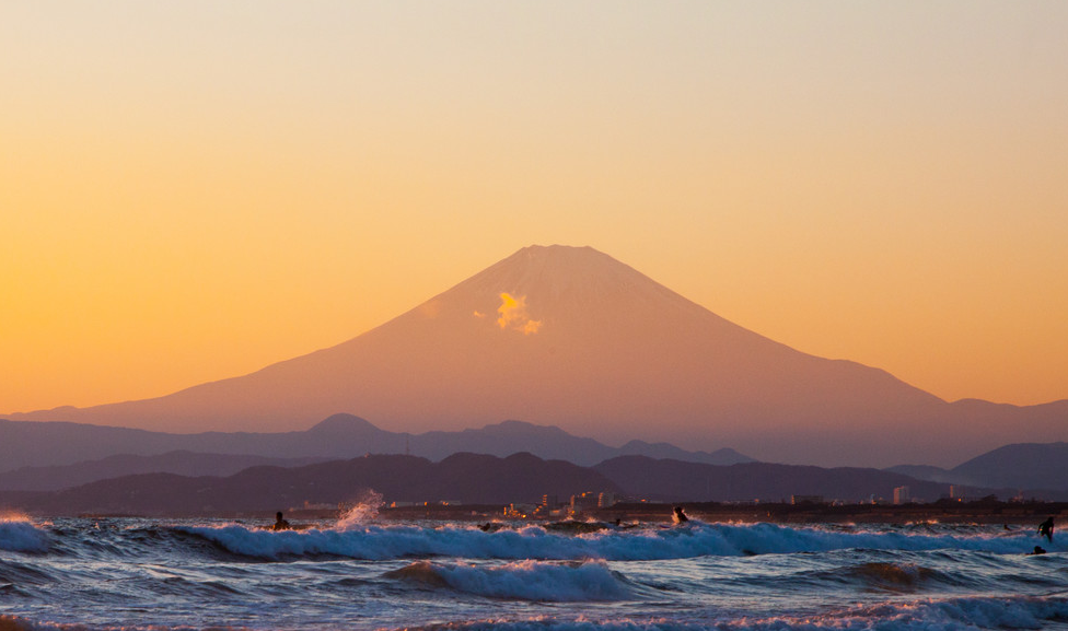 Fujisan beer, made with rice grown by water under Mt. Fuji, may have ...