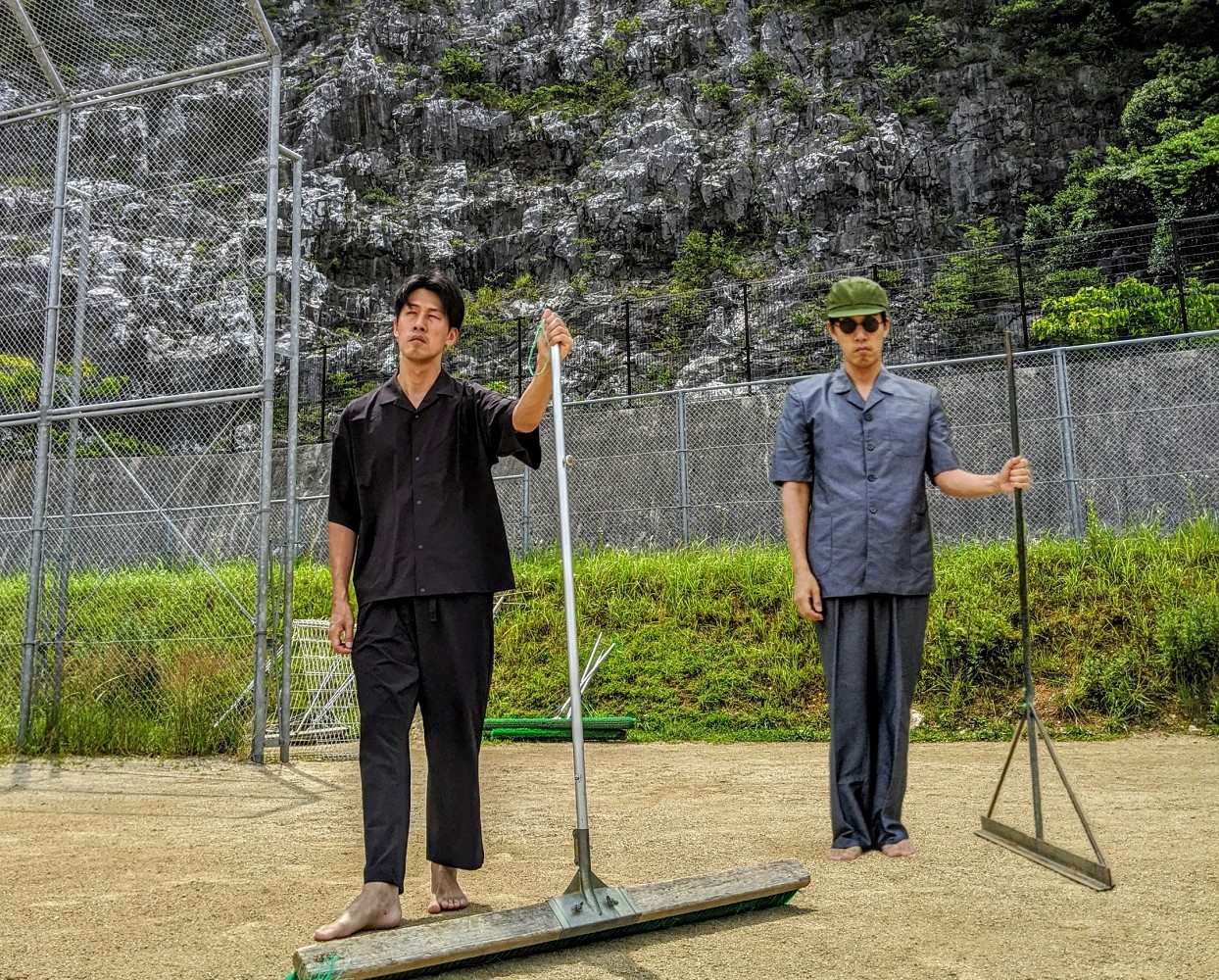 We try Muji’s new “communist” suit【Photos】 | SoraNews24 -Japan News-