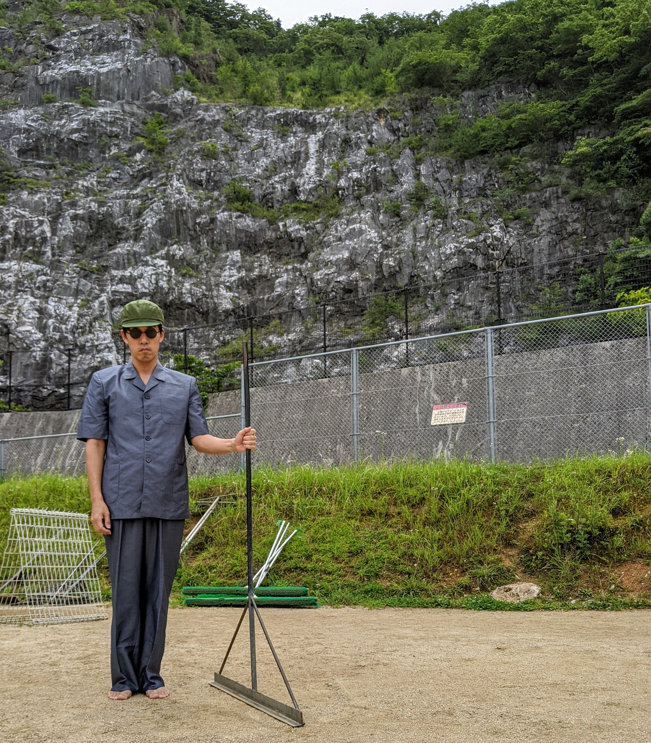 We try Muji’s new “communist” suit【Photos】 | SoraNews24 -Japan News-