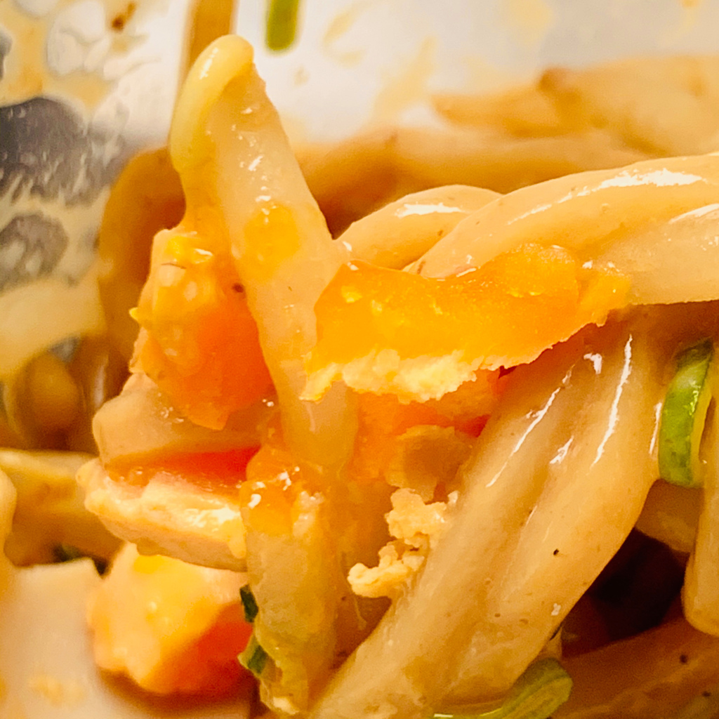 We try Akihabara’s new Shaken Ramen in a bubble tea cup 【Taste Test ...