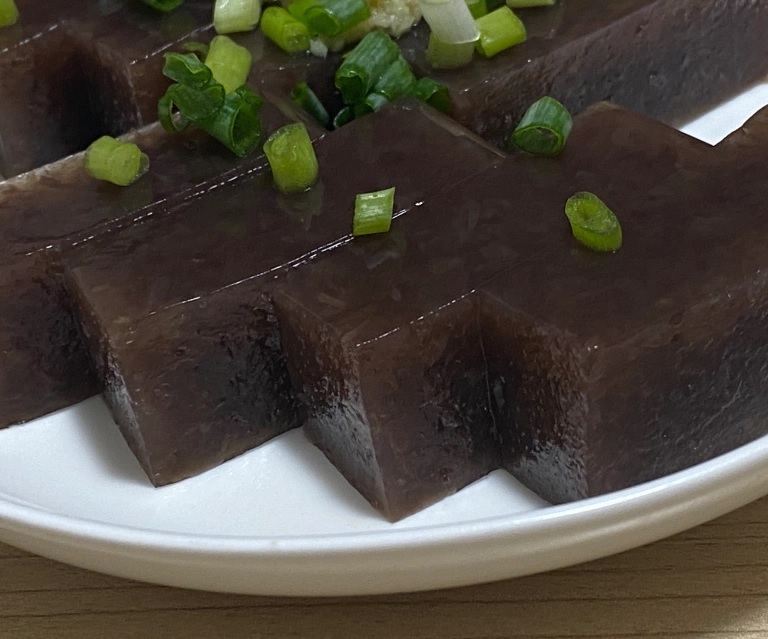 Making igisu, a traditional Japanese food even most Japanese people don ...