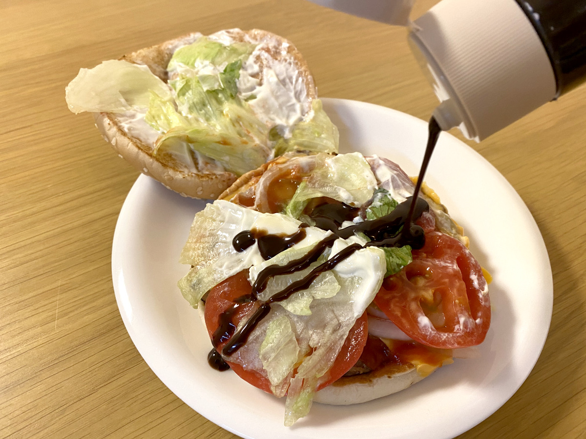 Burger King Taiwan releases insanely popular ‘Chocolate Whopper’, we ...