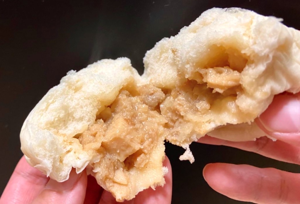 7-Eleven Japan’s chocolate hearts turn into pooping butts with just a ...