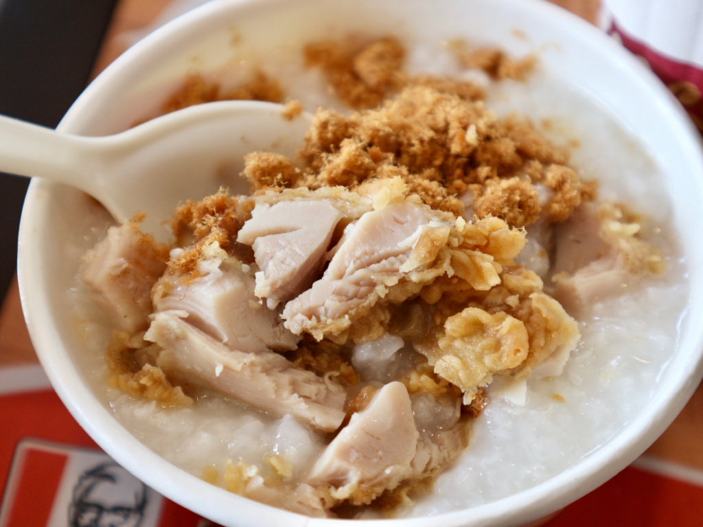 KFC Taiwan has a fried chicken rice gruel breakfast set, and we tried ...