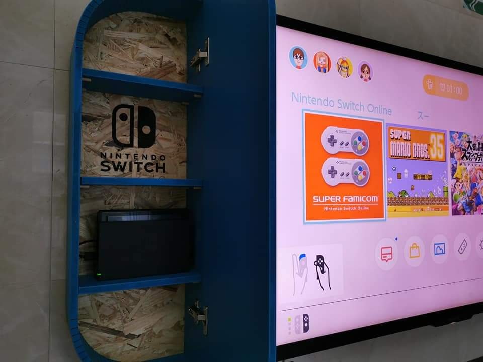This gigantic faux Switch is exactly how we want to play Nintendo games ...