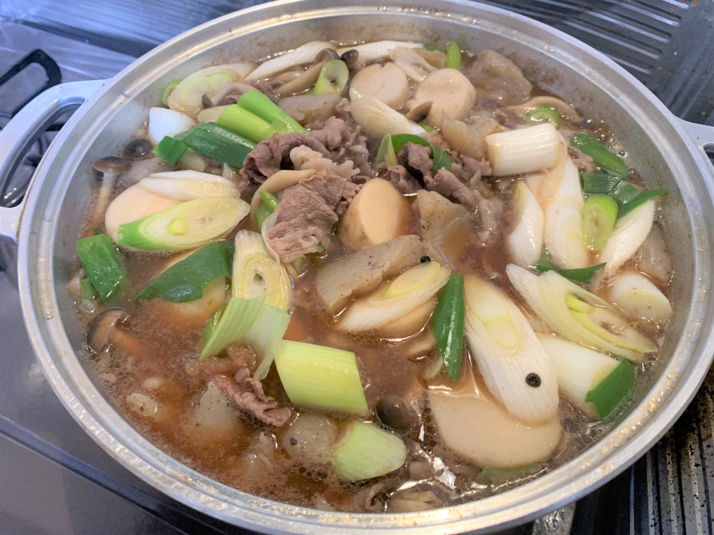 We try making imoni, the beloved taro and beef stew of northern Japan ...