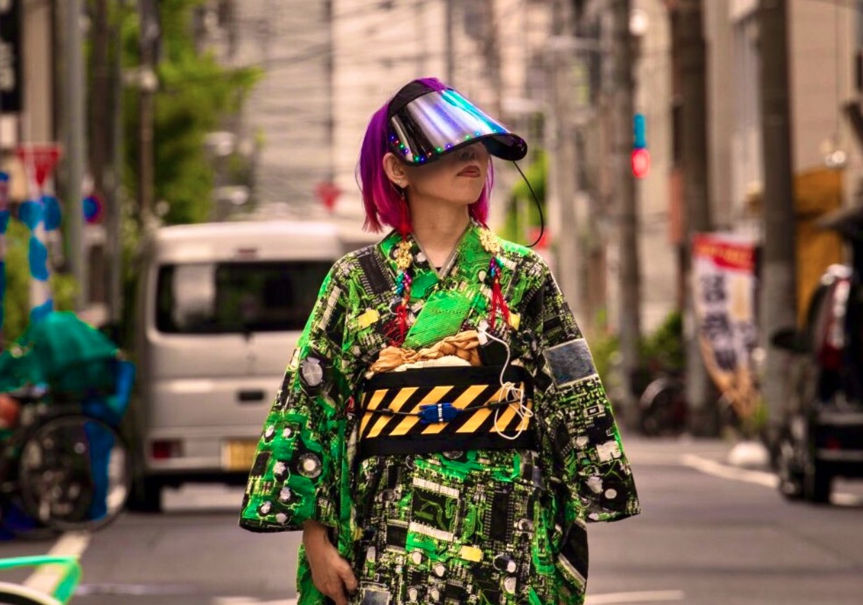 Cyberpunk kimono fashion hits the streets of Akihabara, complete with ...
