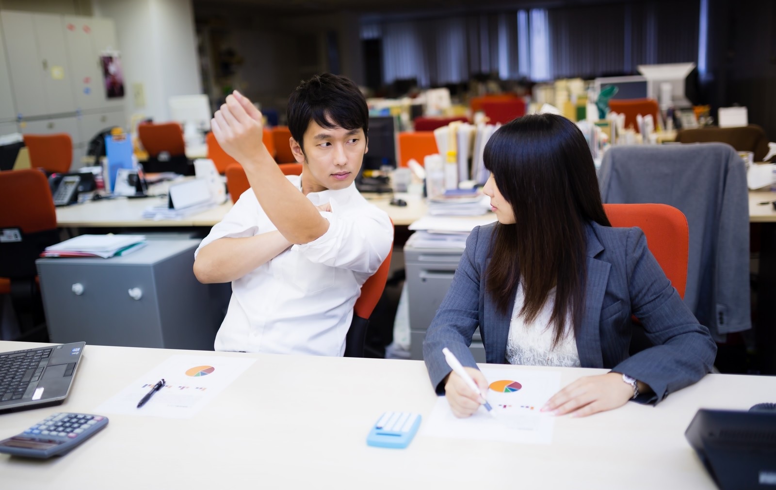 Eight things people realized were pointless about Japanese work culture ...