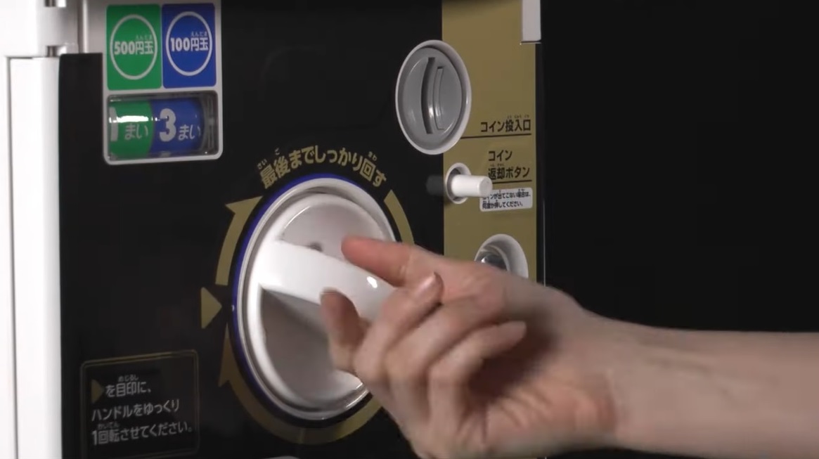 Save those coins – Extra-expensive capsule machine toys are on their ...